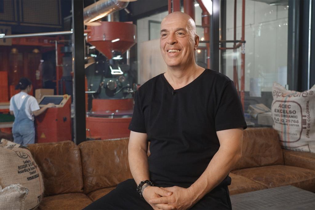 «Reporter»: Wiederaufstieg eines Unternehmers – Mit fairem Bio-Kaffee ...