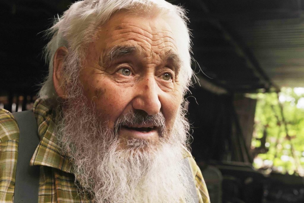 «SRF DOK»: Omegäng – Im Land der Mundart - Medienportal - SRF