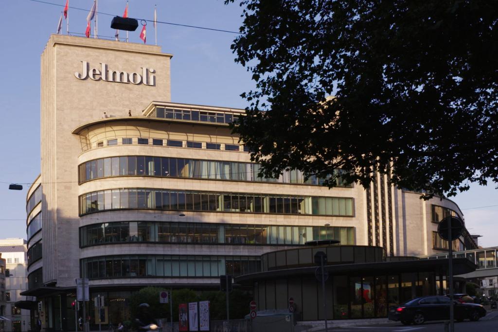 «SRF DOK»: Jelmoli – Biografie eines Warenhauses - Medienportal - SRF