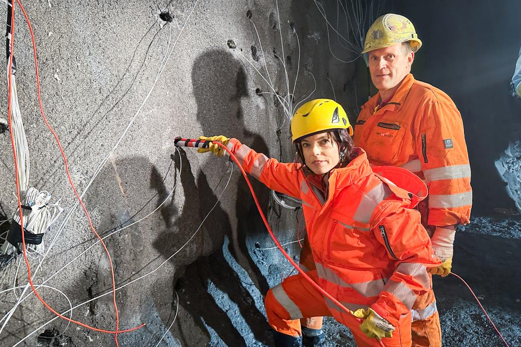 «Mona mittendrin»: Auf der Gotthard-Baustelle – Knochenjob im Tunnel ... «Mona mittendrin»: Auf der Gotthard-Baustelle – Knochenjob im Tunnel ...